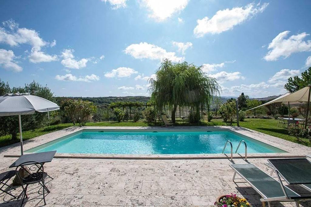 Casa de campo de alto padrão de 250 m2 - Località Podere Casa Andrei ...