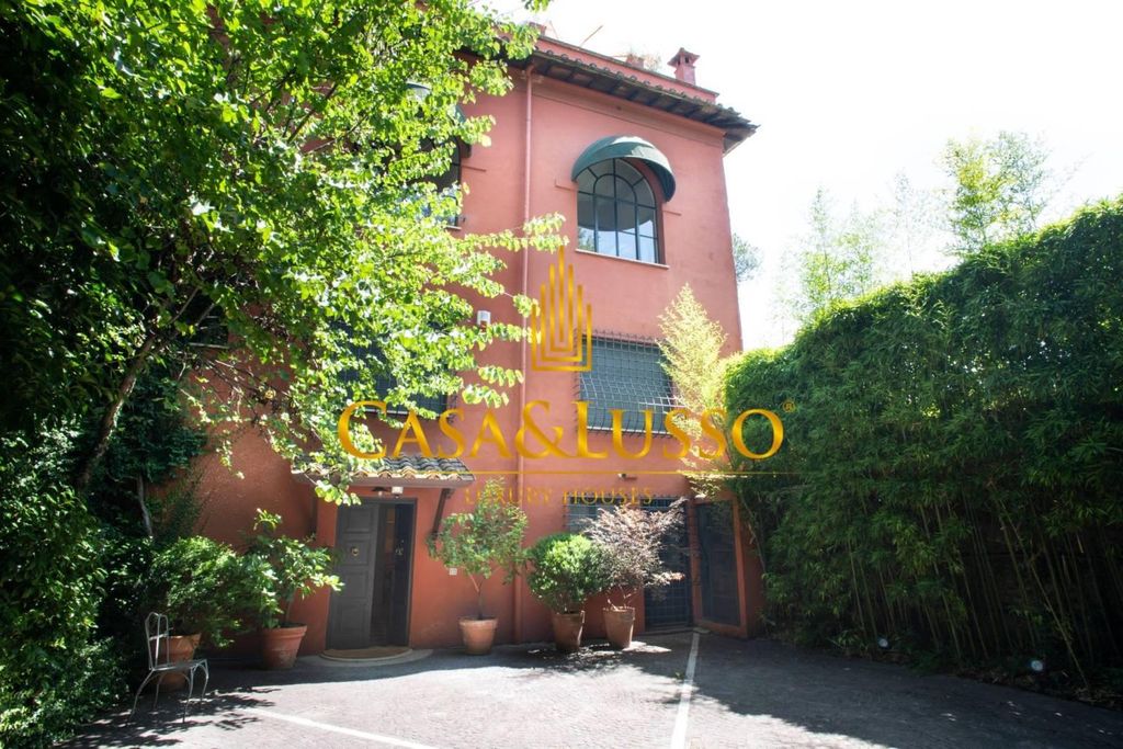 5 bedroom luxury Villa for sale in Via di Valle delle Camene, Rome ...