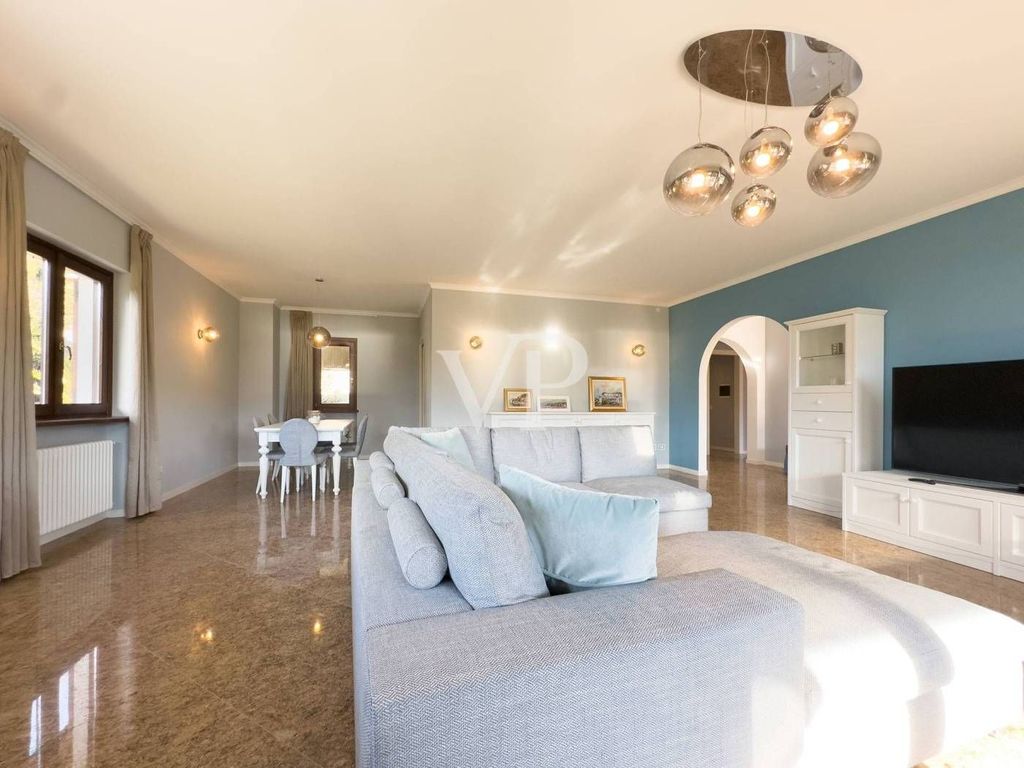 Luxury Villa for sale in Delle Mele, 6, Tremezzina, Provincia di Como ...