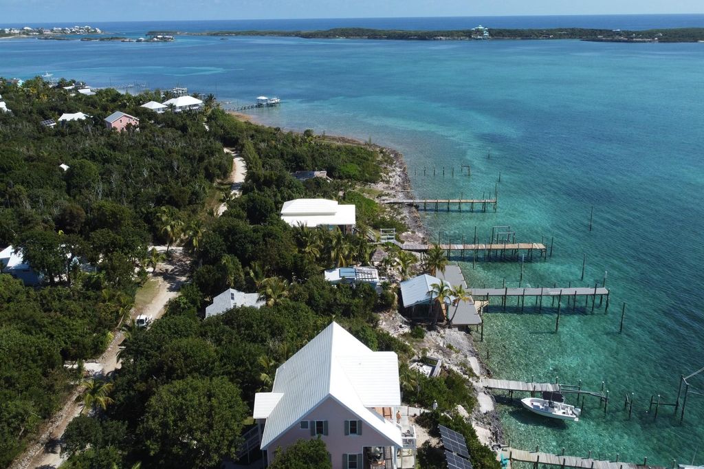 Land Available in Hope Town, Bahamas - 128624250 - LuxuryEstate.com
