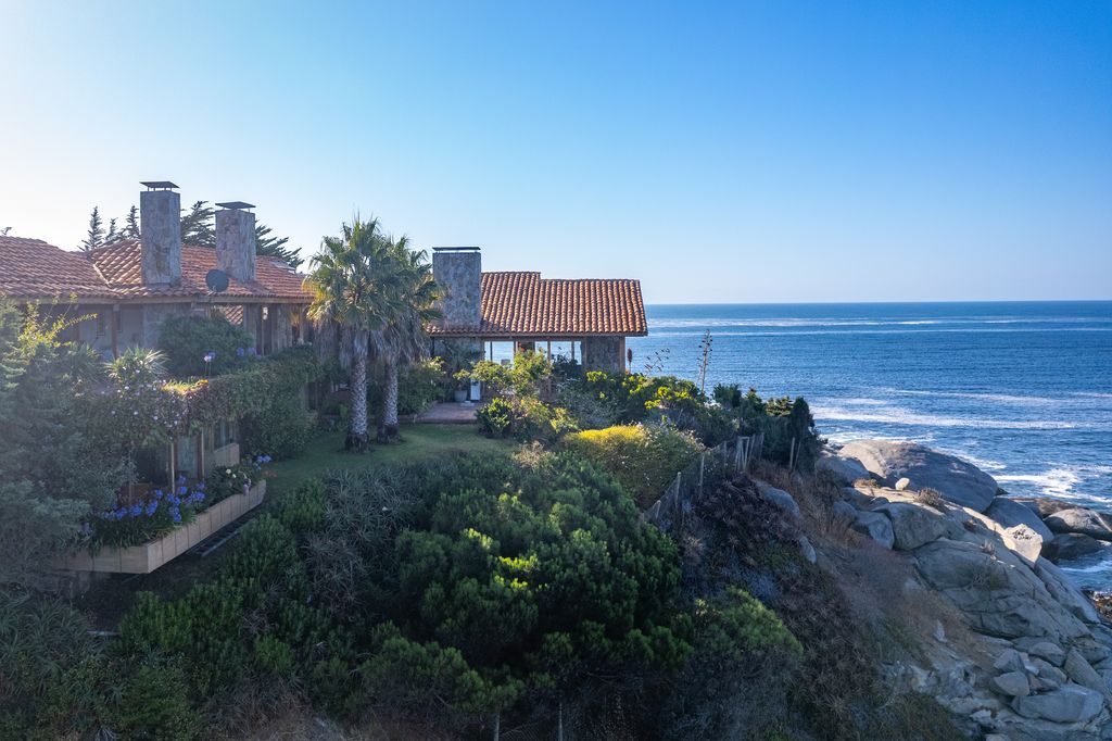 Casa de 625 m2 en venta Zapallar, Chile - 126907325 - LuxuryEstate.com