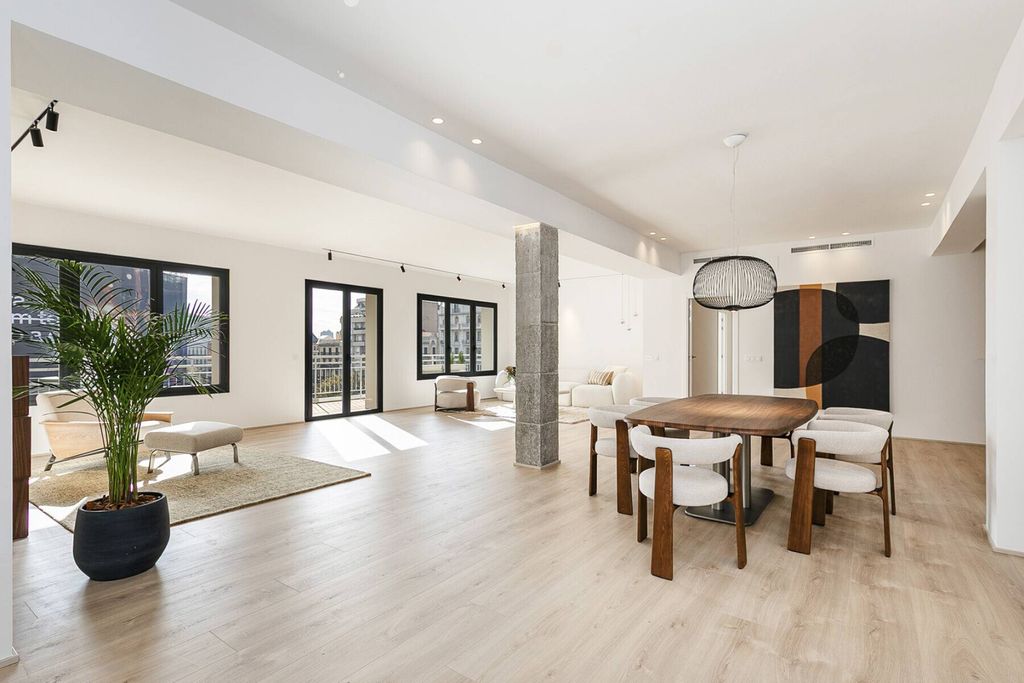 Appartamento di prestigio di 305 m² in vendita Barcellona, Catalogna ...