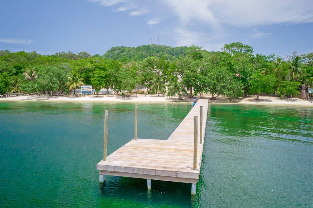 2 bedroom luxury Apartment for sale in Roatán, Honduras - 130184378 ...