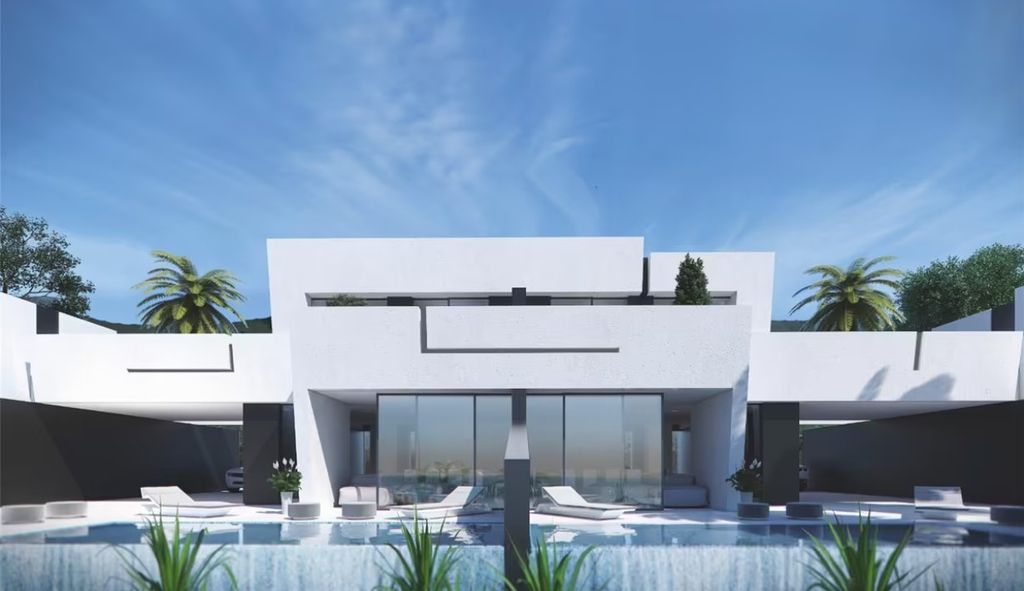 Vivienda de alto standing en venta Torre del Mar, España - 128211207 ...