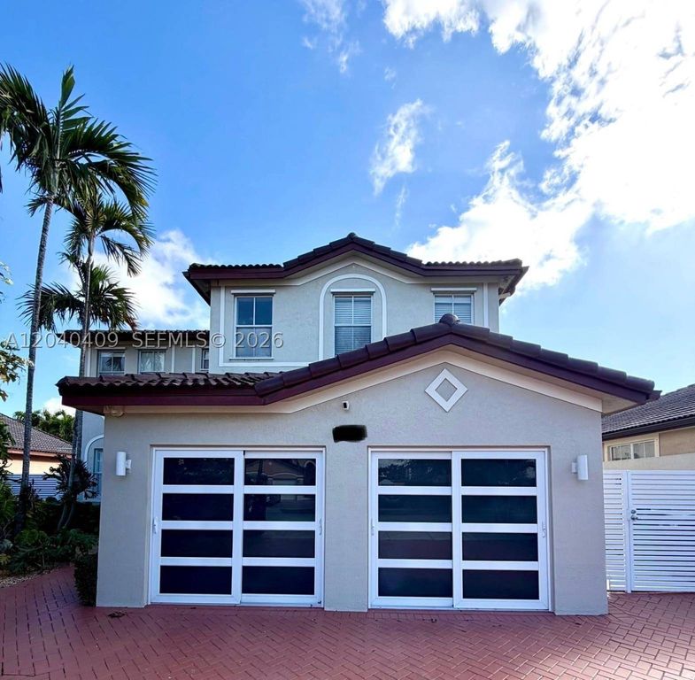 Prestigiosa villa di 220 mq in vendita, Miami Terrace Mobile Home ...