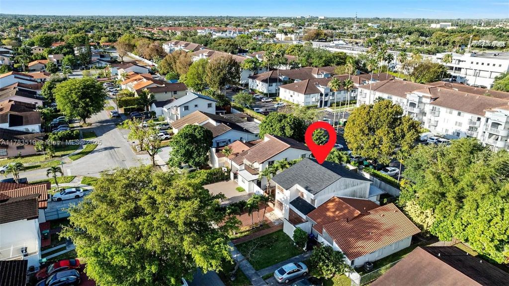 Miami Terrace Mobile Home, 미국 타운하우스 매매 - 131369563 - LuxuryEstate.com