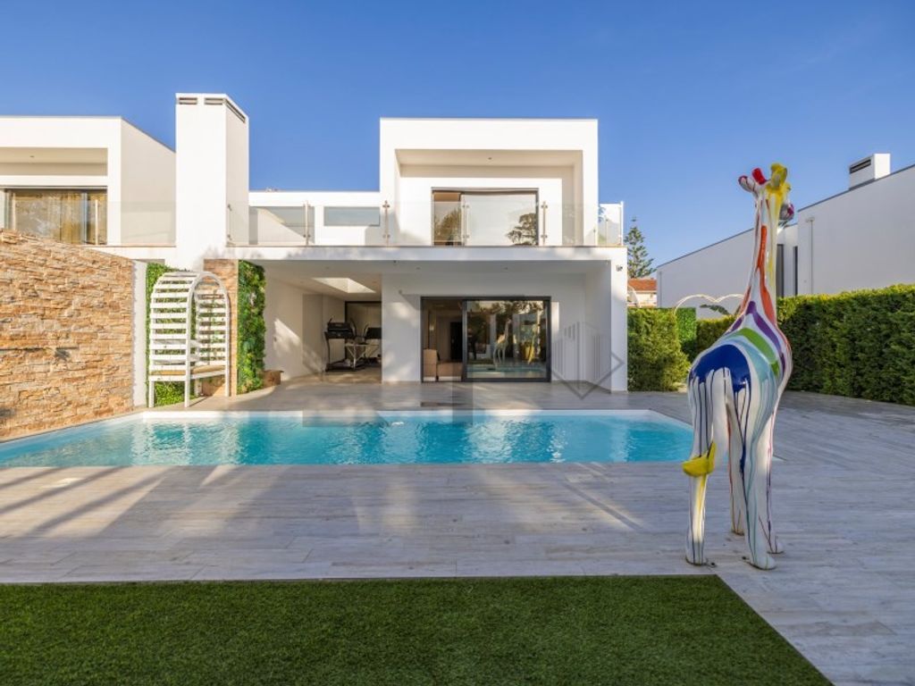 Marisol, Seixal, Distrito de Setúbal, 263, satılık Özel ev - 131399559 ...