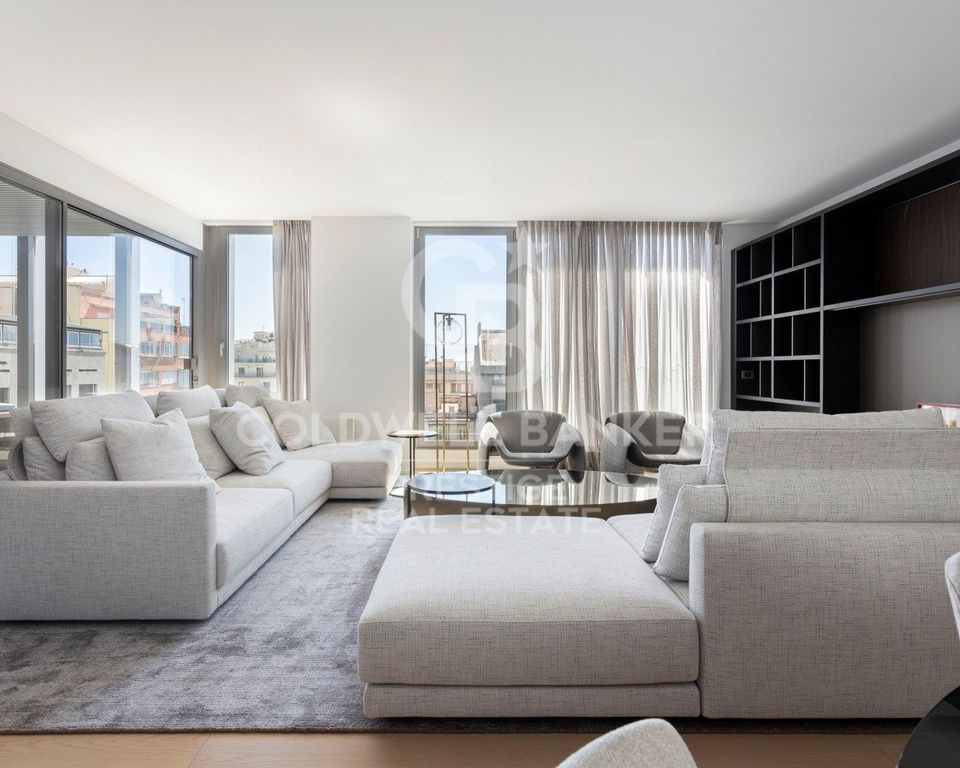 3 room luxury penthouse for sale in Dreta de l'Eixample, Barcelona, Province of Barcelona ...