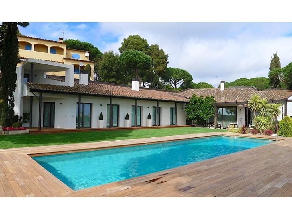 Vivienda de alto standing de 600 m2 en venta Treumal, Cataluña ...