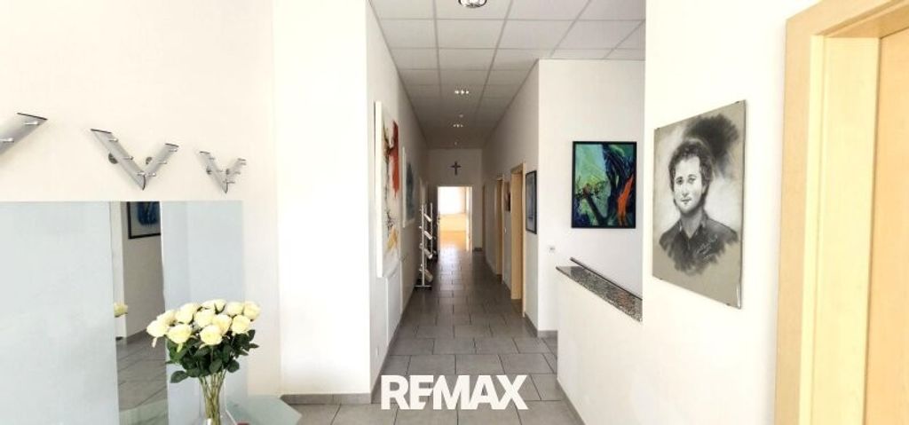Ufficio di 426 mq in affitto - Sankt Veit an der Glan, Austria ...