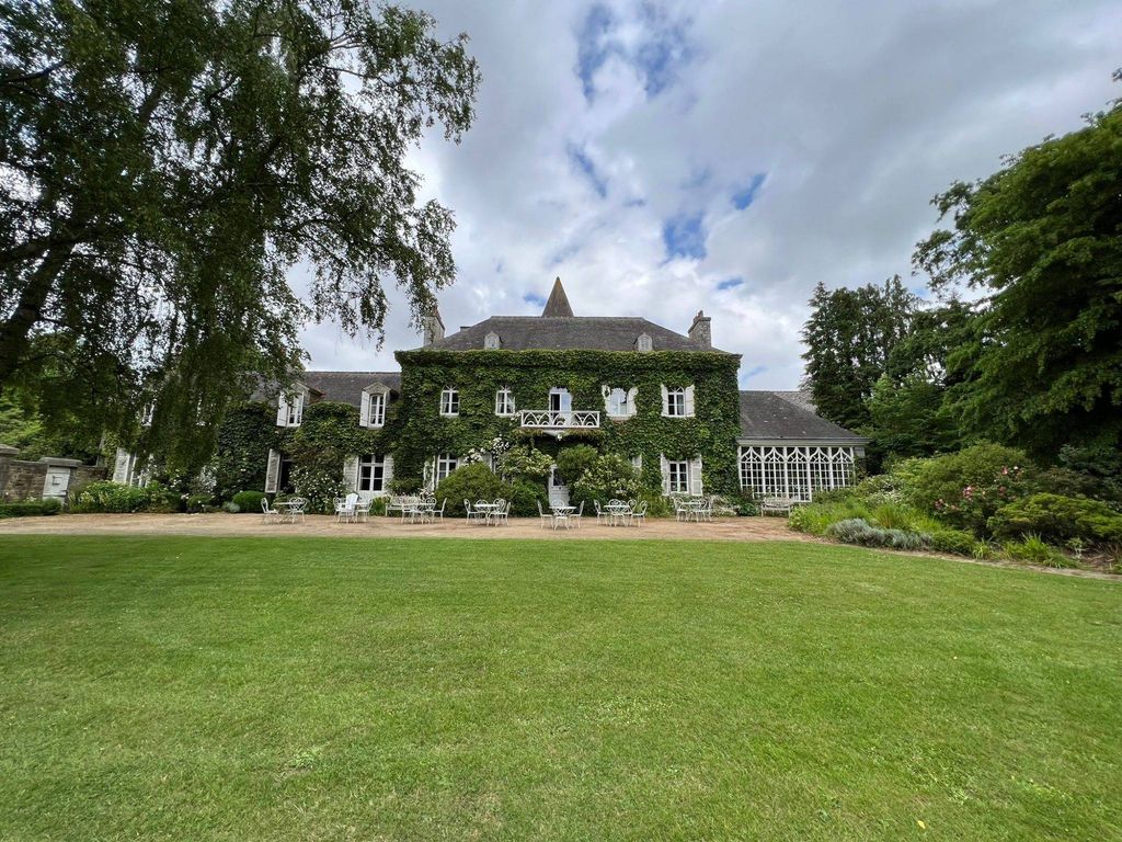 Castle for sale - Saint-Brieuc, Brittany - 131081400 - LuxuryEstate.com