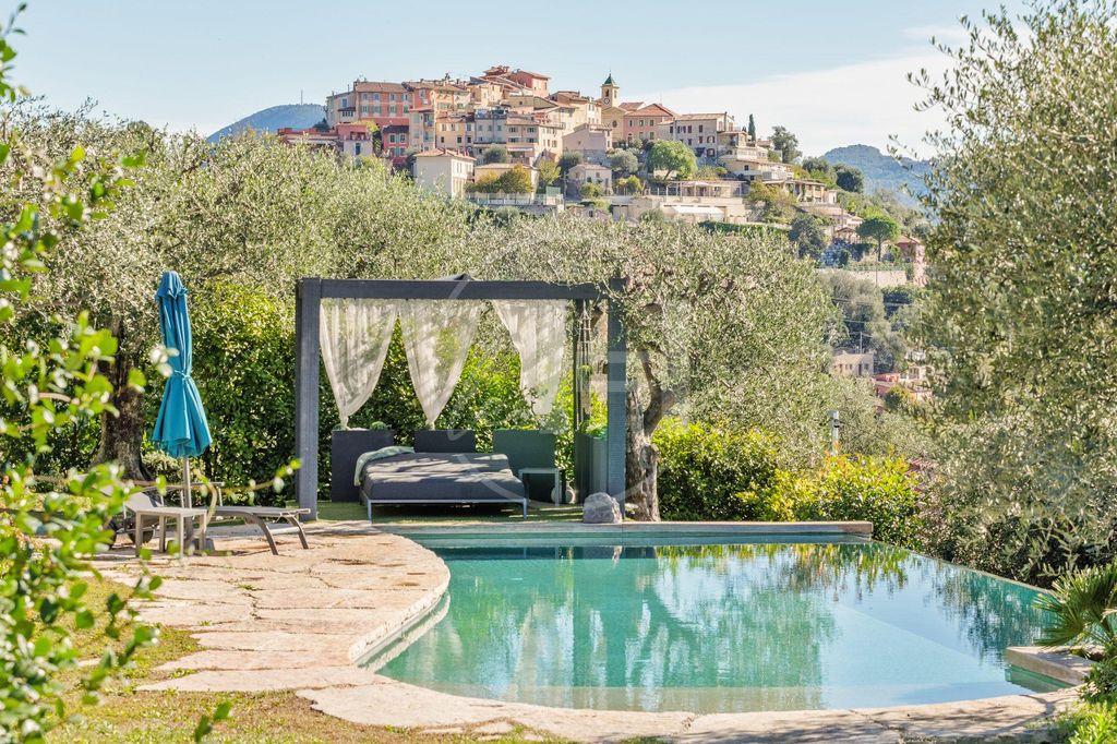 Maison de luxe de 4 chambres en vente à Falicon, France - 129464455 ...