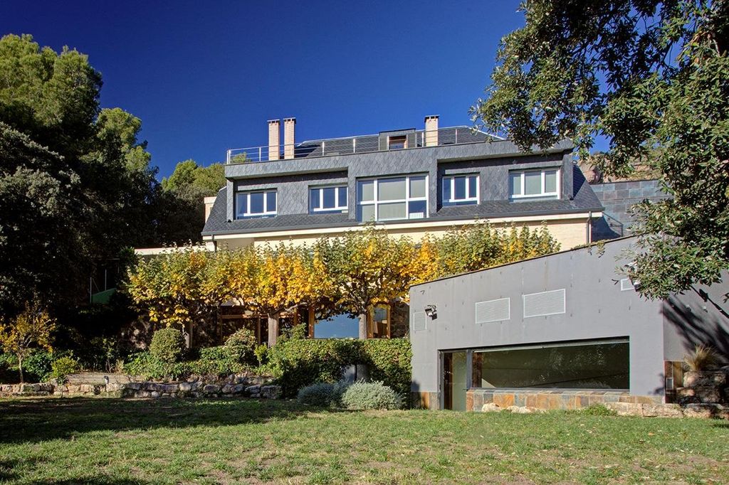 Exclusiva Villa / Chalet en venta Matadepera, Cataluña - 131147468 ...