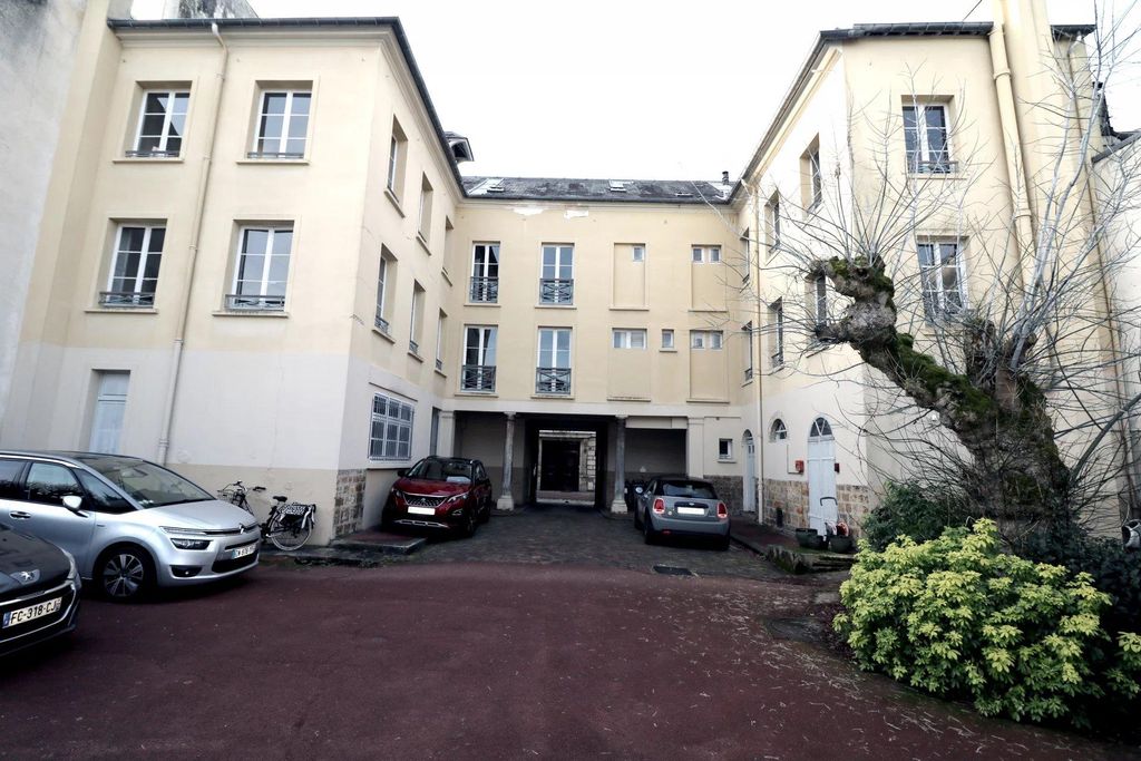 Maison de prestige de 850 m2 en vente Versailles, France - 129782974 - LuxuryEstate.com