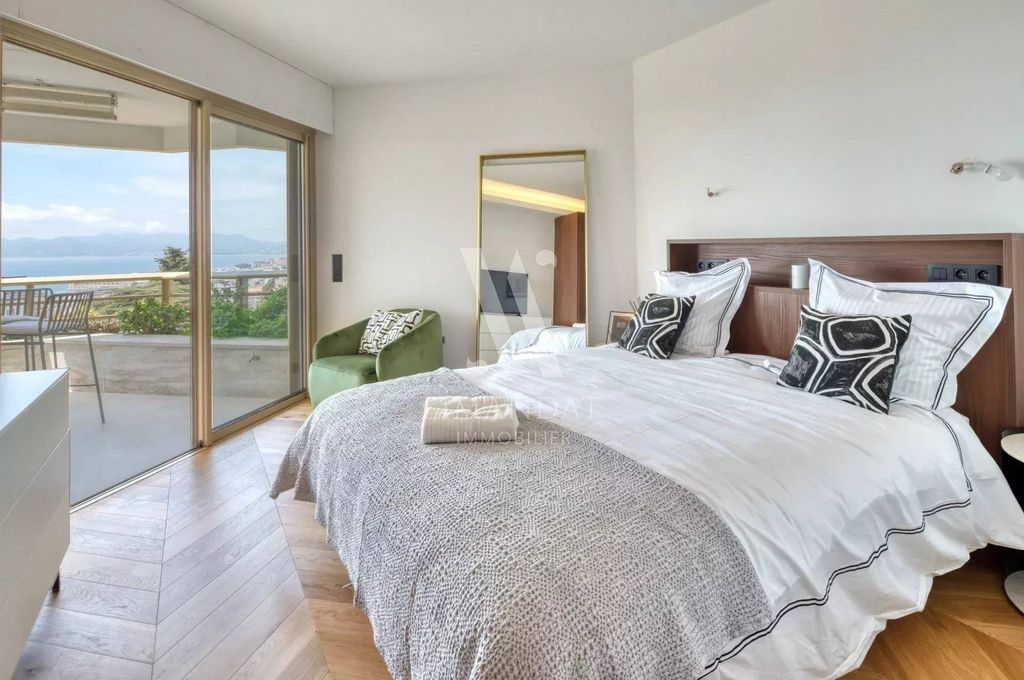4 room luxury Flat for sale in Cannes, French Riviera - 131887247 ...