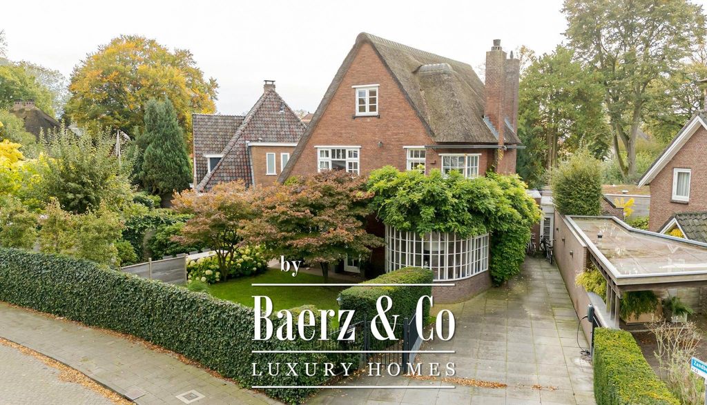 6 room luxury mansion for sale in Zandberglaan, Breda, Gemeente Breda ...
