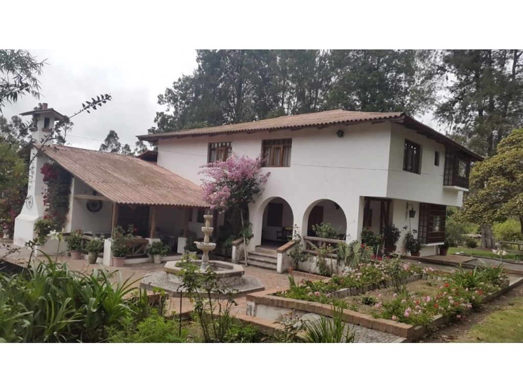 5 bedroom exclusive farmhouse for sale in Quito, Ecuador - 131037829 ...