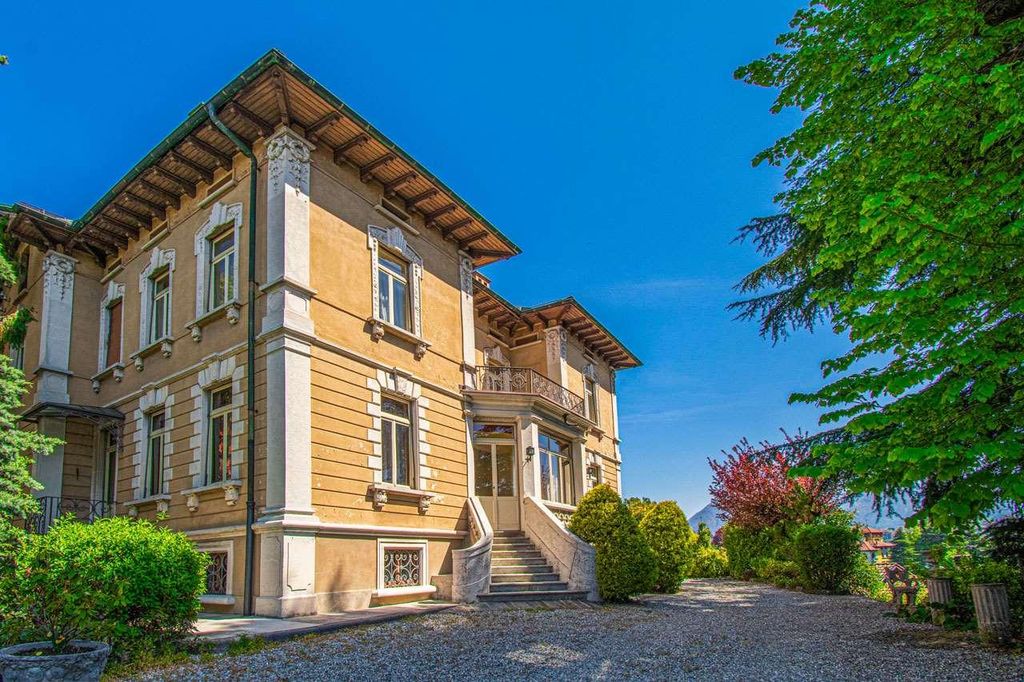 Villa di 478 mq in vendita Balerna, Svizzera - 128414235 | LuxuryEstate.com