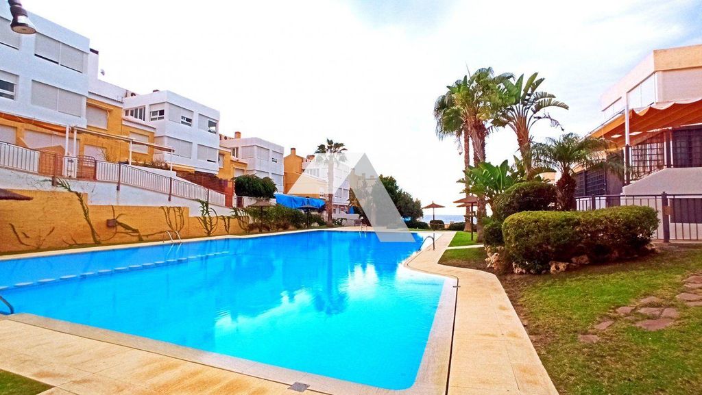 Casa de 280 m2 en venta La Condomina, España - 128072730 - LuxuryEstate.com