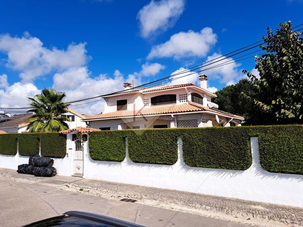 Maison de luxe en vente à Seixal, Distrito de Setúbal - 128455664 ...