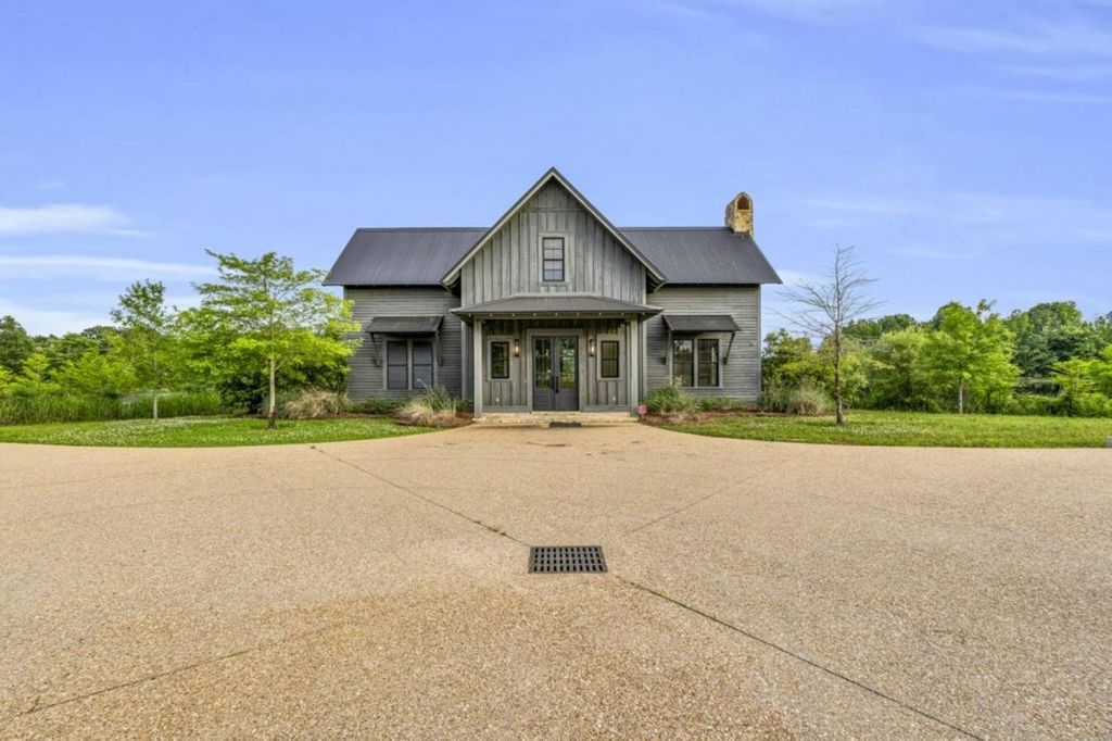 Luxury House for sale in Cedar Bluff, Mississippi - 131484229 ...
