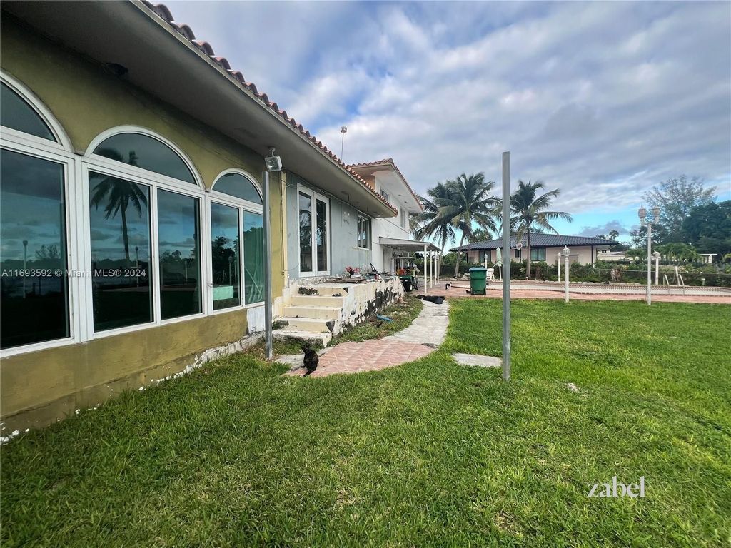 5 room luxury House for sale in Miami Terrace Mobile Home, Florida ...