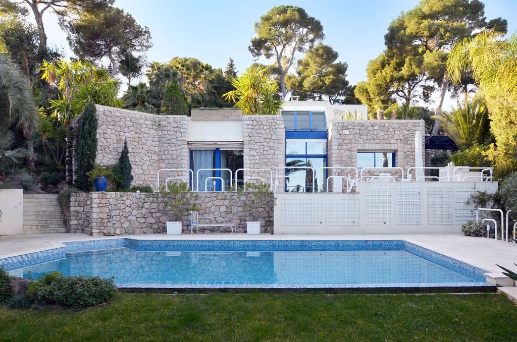 4 bedroom luxury Villa for sale in Roquebrune-Cap-Martin, French ...