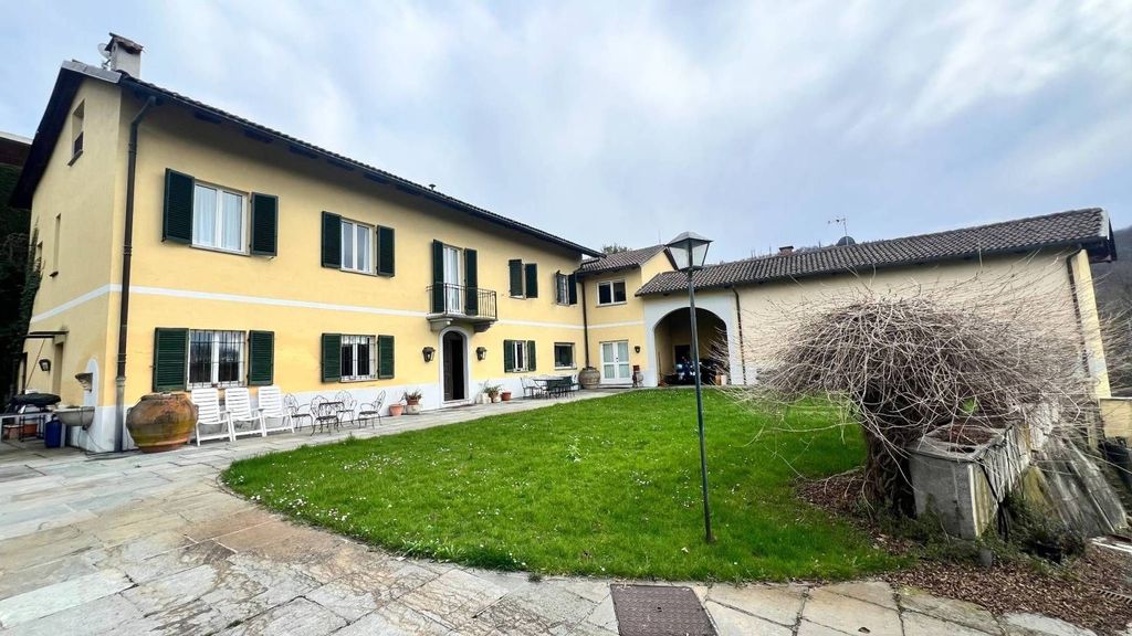 Prestigiosa villa in vendita Strada del Mainero, 126, Torino, Piemonte ...