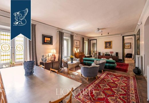 Milano: Villas and Luxury Homes for sale - Prestigious Properties in ...