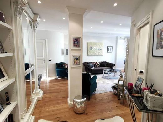 Monte Carlo - Monaco: Villas and Luxury Homes for sale | LuxuryEstate.com