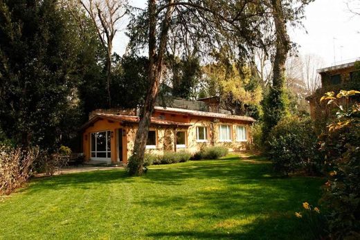 Villa / Chalet de 150 m2 en alquiler en via di Villa Ruffo, Roma, Lazio ...