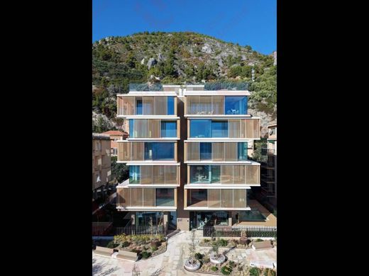 Appartamento di lusso di 183 m² in vendita Piazza del Sole, Finale ...