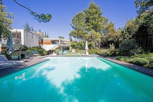 Rea Madrid, Alcobendas | LuxuryEstate.com