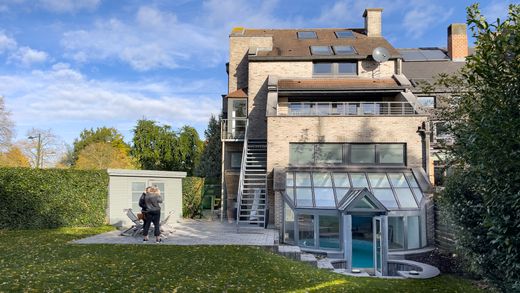 Flanders Luxury Homes and Prestigious Properties for sale in Flanders ...