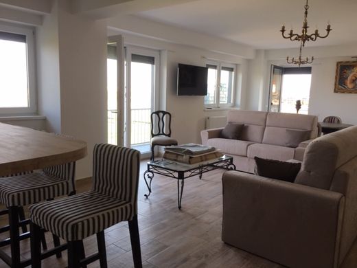 Luxury Homes Romania for sale - Prestigious Villas and Apartments in ...