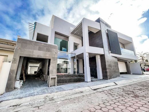 Tijuana: Villas and Luxury Homes for sale - Prestigious Properties in ...