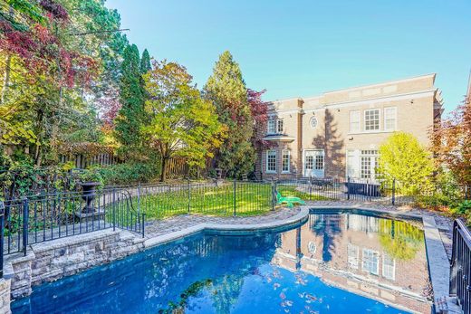 Toronto: Villas and Luxury Homes for sale - Prestigious Properties in ...