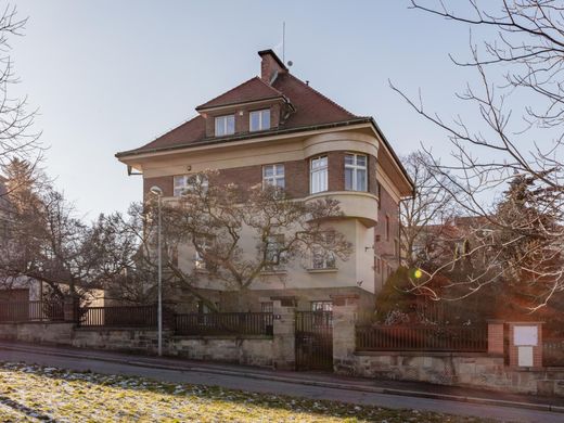 Prague: Villas and Luxury Homes for sale - Prestigious Properties in ...