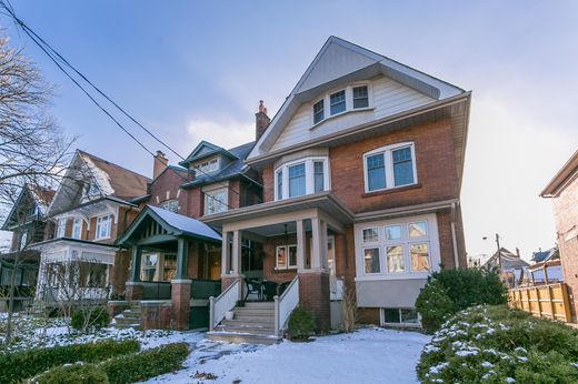 Toronto: Villas and Luxury Homes for sale - Prestigious Properties in ...