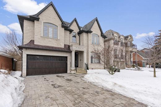 Toronto: Villas and Luxury Homes for sale - Prestigious Properties in ...