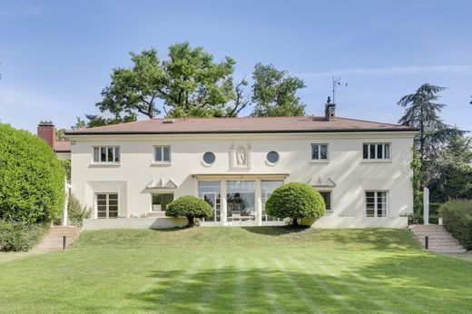 Garches: villas y casas de lujo en alquiler - Propiedades exclusivas en ...