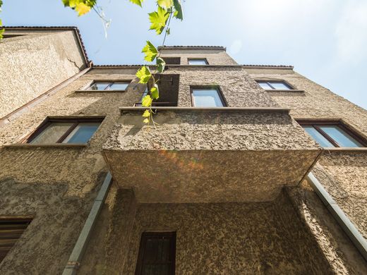 Luxury Homes Romania for sale - Prestigious Villas and Apartments in ...