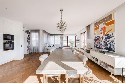 Prague: Villas and Luxury Homes for sale - Prestigious Properties in ...