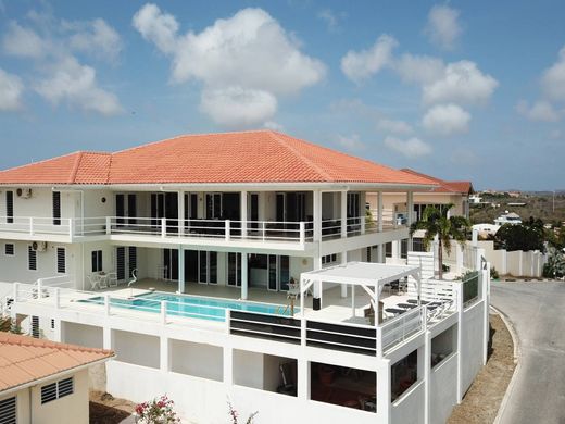 Luxury Homes Curacao for sale - Prestigious Villas and Apartments in ...