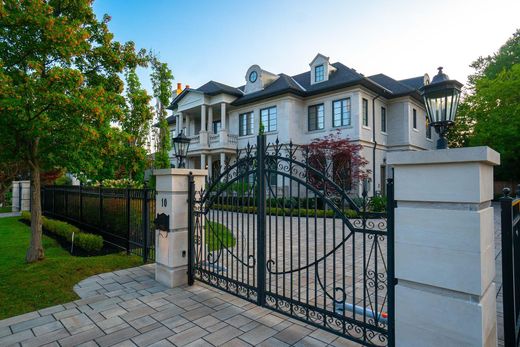 Toronto: Villas and Luxury Homes for sale - Prestigious Properties in ...
