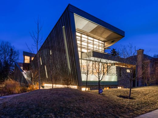 Alberta Luxury Homes and Prestigious Properties for sale in Alberta ...