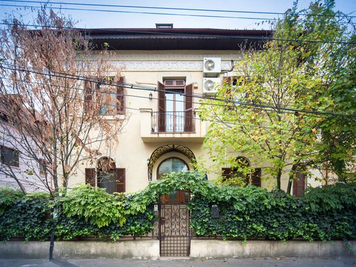 Bucharest: Villas and Luxury Homes for sale - Prestigious Properties in ...