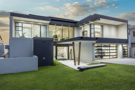 Midrand: Villas and Luxury Homes for sale - Prestigious Properties in ...