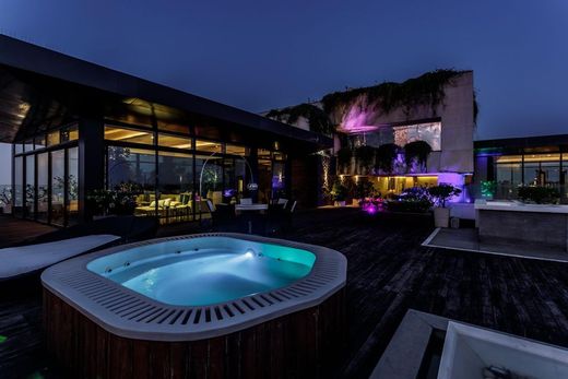 Mumbai: Villas and Luxury Homes for sale - Prestigious Properties in ...