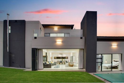 Midrand: Villas and Luxury Homes for sale - Prestigious Properties in ...